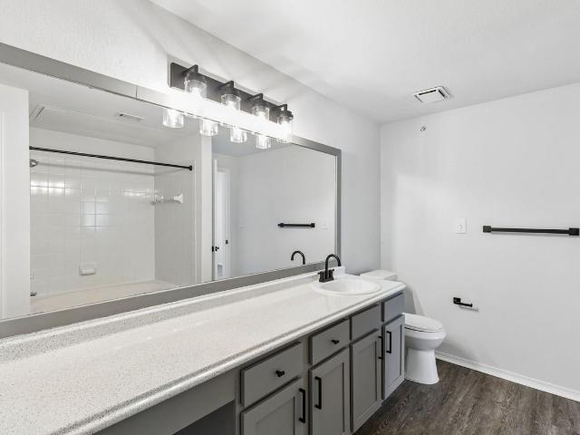 530 Buckingham 2 Bedroom Apartment for Rent at 530 Buckingham Rd, Richardson, TX 75081