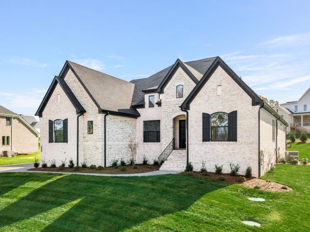 530 Divine Ct