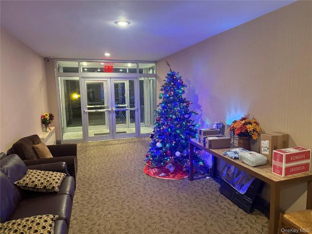 530 Dubois Avenue 7C