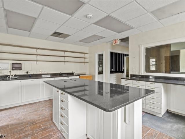530 EA Main St unit 5B
