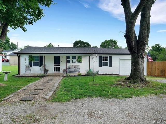 530 Floyd St, Corydon, IN 47112