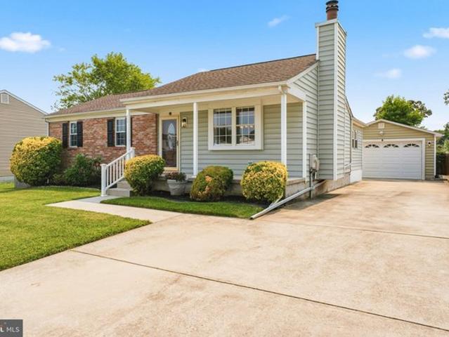 530 Holly Hunt Rd, Baltimore, MD 21220