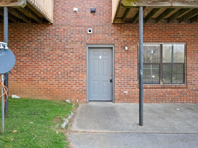 530 Hietts Ln # F