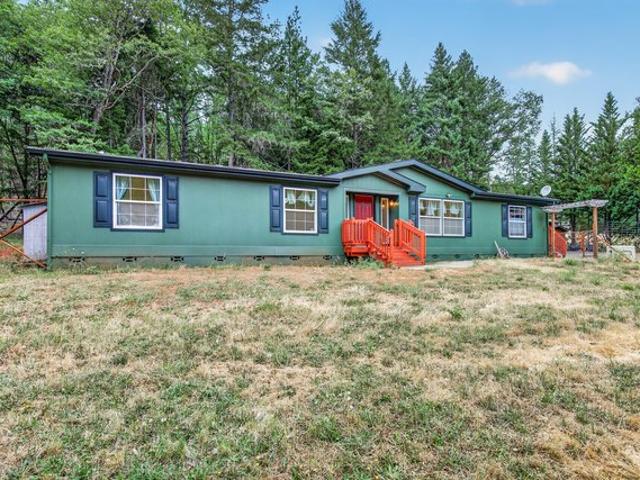 530 Ingalls Ln, Wilderville, OR 97543