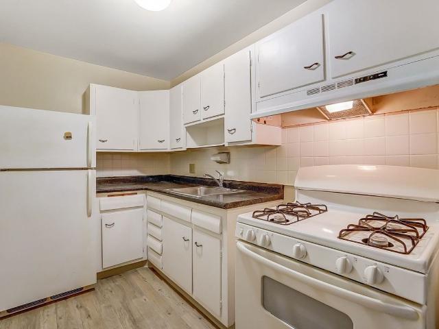 530 JAMES PLAZA 1 Bedroom Apartment for Rent at 797,807,827 South James Rd, Columbus, OH 43227 Leawood