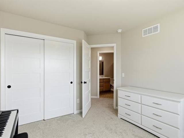 530 Lone Oak Ln, Verona, WI 53593 | MLS #2028