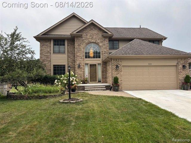 530 Lexington Dr, Rochester Hills, MI 48307