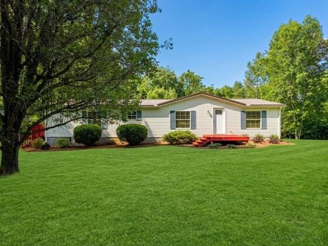 530 N Fork Rd, Charlotte, TN 37036
