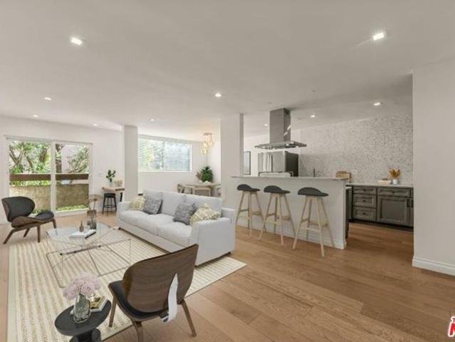 530 S Barrington Ave #102, Los Angeles, CA 90049