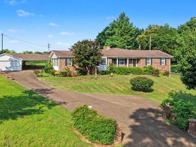 530 S Main St, Adairville, KY 42202