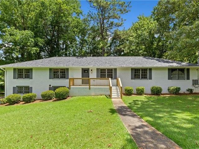 530 Shay Dr SW, Marietta, GA 30060