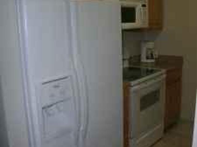 $530 Spacious Studio Avalible 72nd and Van Dorn map