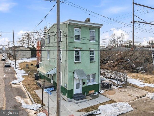 530 Penn St, Chester, PA 19013