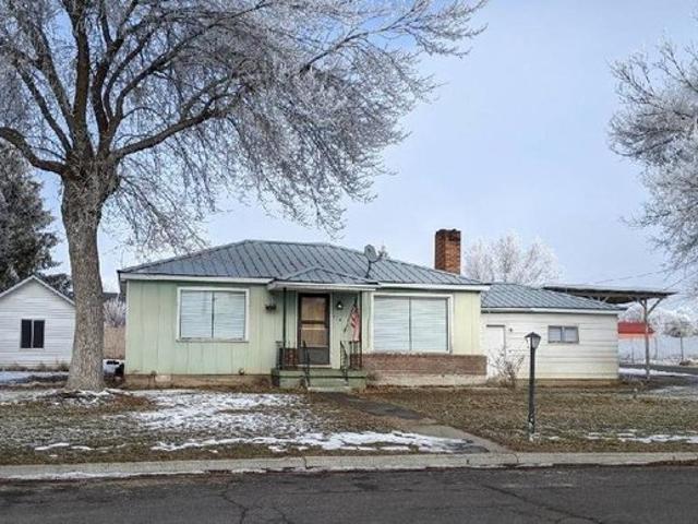 530 W A St, Burns, OR 97720