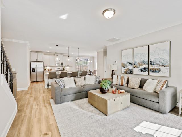 530 Valentine Court