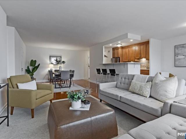 530 Valley Road # C003L