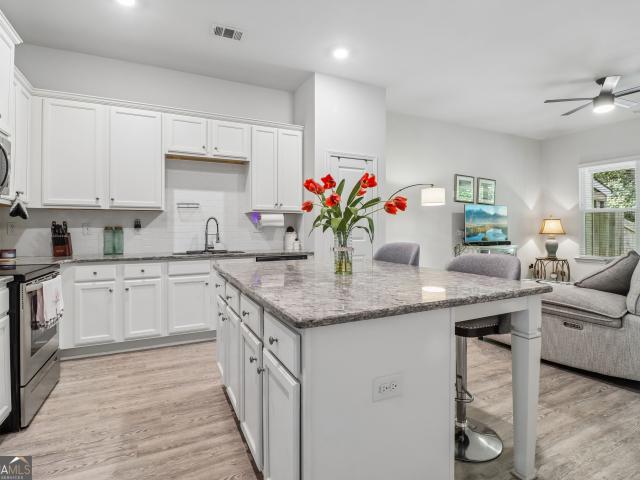 530 Vandenburg Drive