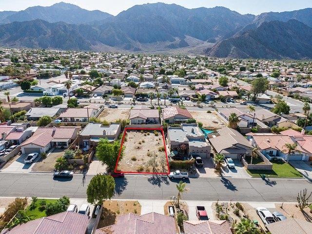 53145 Avenida Martinez, La Quinta, CA 92253