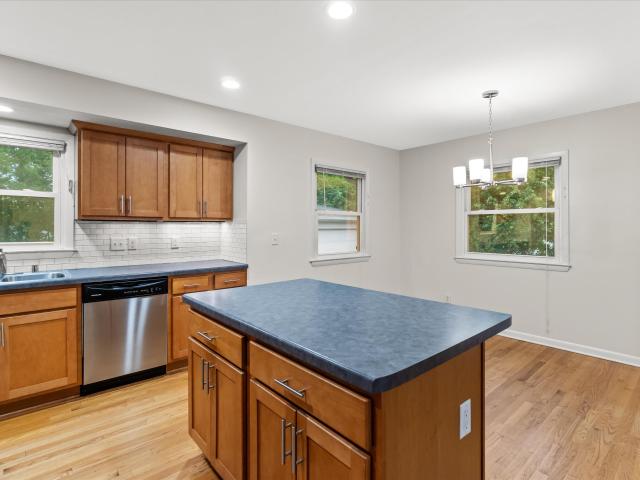 5314 W Calumet Rd