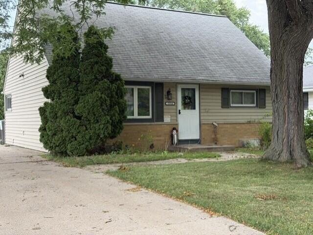 5314 W Wahner Ave, Brown Deer, WI 53223