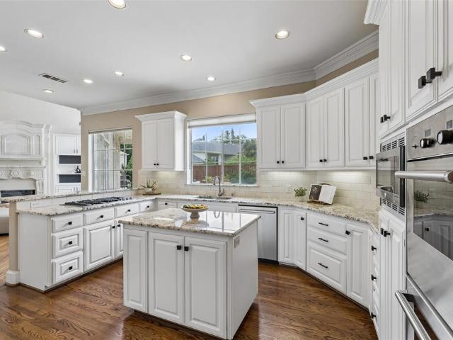 5315 Ambergate Lane