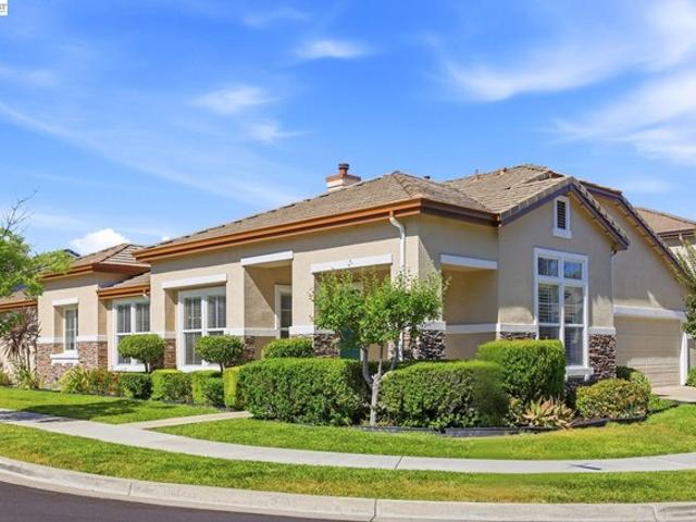 5315 Asterwood Dr, Dublin, CA 94568
