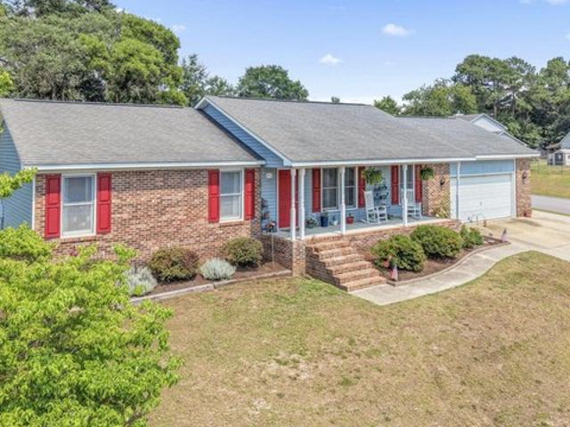 5315 Blanchette St, Hope Mills, NC 28348