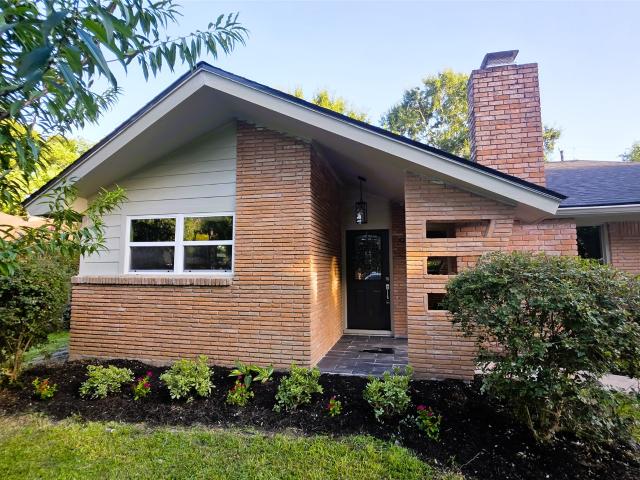 5315 Briarbend Drive