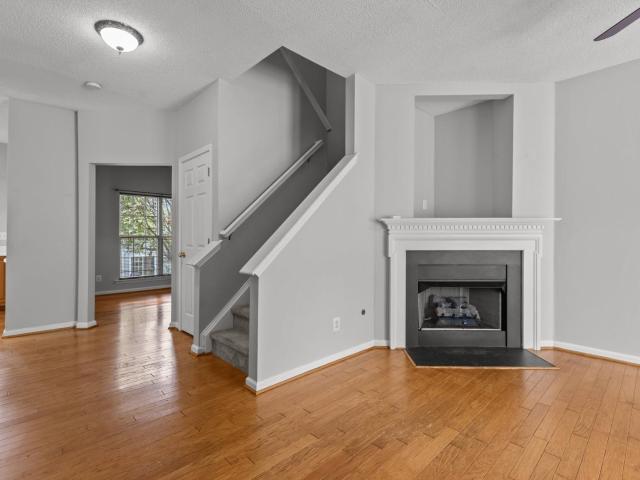 5316 Corinthian Way