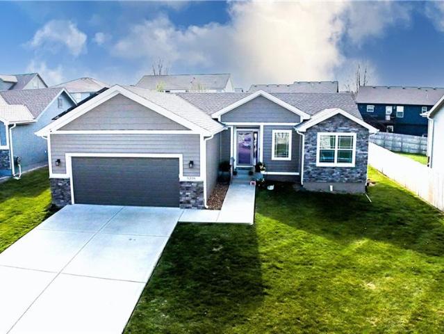 5316 Crystal Dr, St. Joseph, MO 64503 | MLS #2613 | Compass