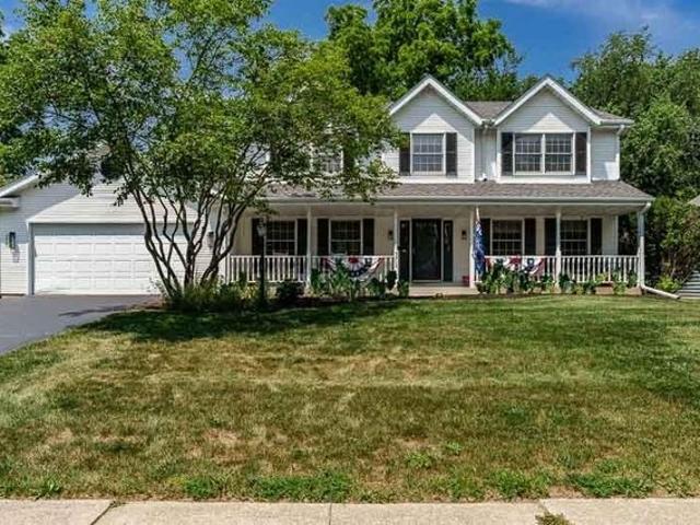 5316 Regents Park Rd, Rockford, IL 61107