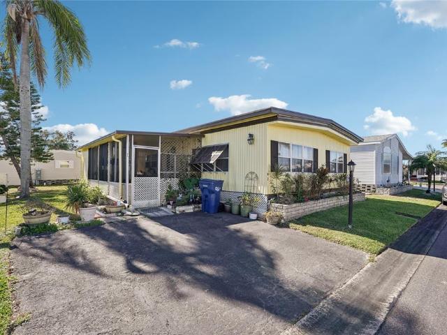 5316 53rd Ave E, Unit H2, Bradenton, FL 34203 | MLS #S5141