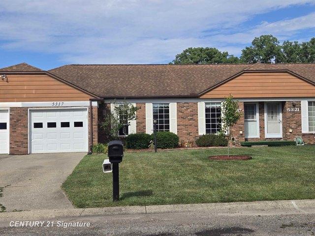 5317 Vineyard Ln, Flushing, MI 48433
