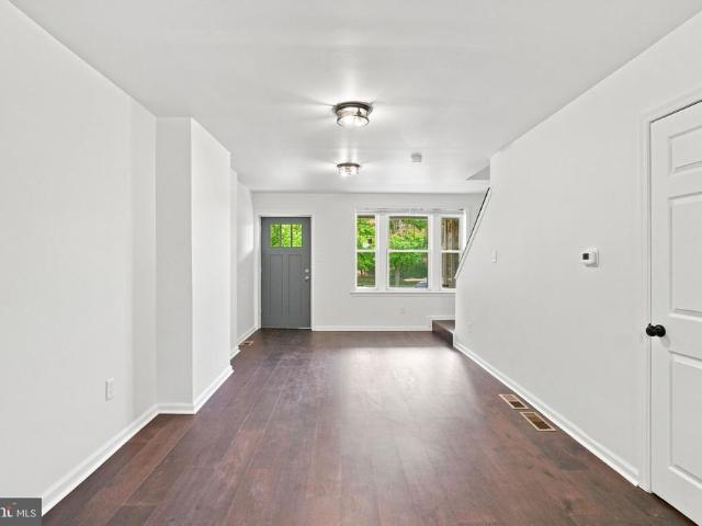 5318 Cedar Avenue