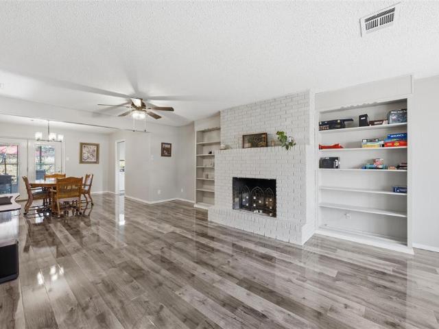5318 Lake Lindenwood Drive