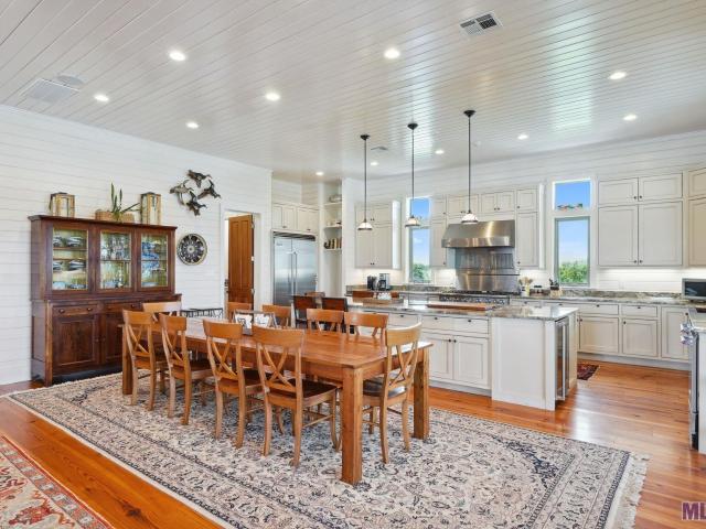 5318 Privateer Blvd, Barataria, LA 70036 | MLS #BY2025008
