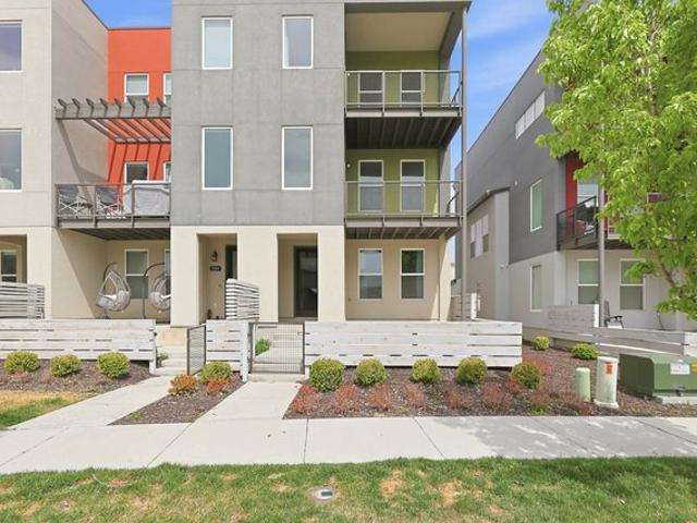 5318 W Canary Grass Way S, South Jordan, UT 84009