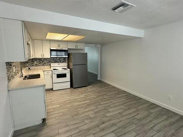 5318 W Turney Avenue # Unit 3