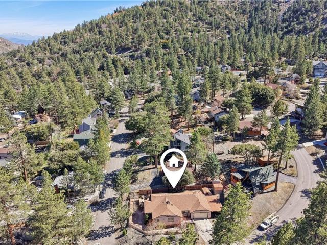 5319 Desert View Dr, Wrightwood, CA 92397 | MLS #DW26059 | Compass