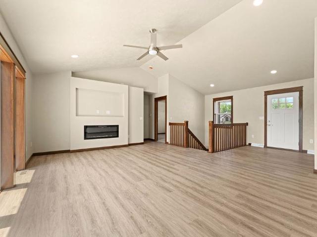 5319 fenceline lane