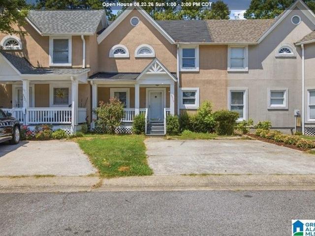 5319 Whisper Wood Dr, Hoover, AL 35226