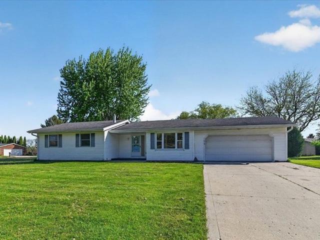 5310 Dennis Dr, McFarland, WI 53558