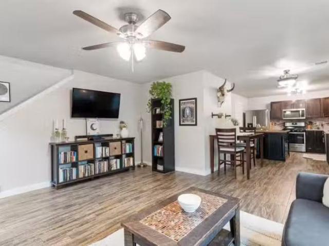 5310 George St, Austin, TX 78744 MLS 8226885