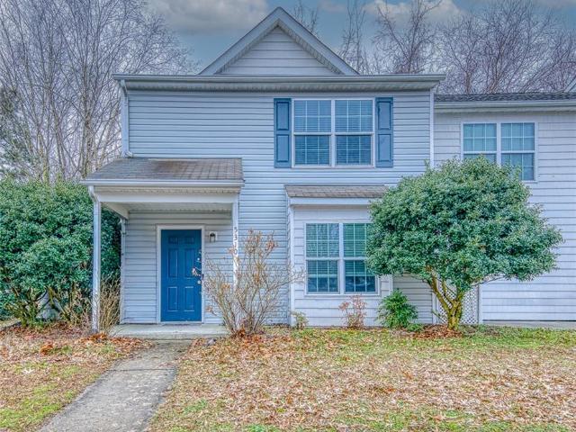 5310 Palmer LN