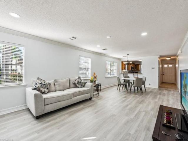 5310 Treetops Dr #H 101, Naples, FL 34113