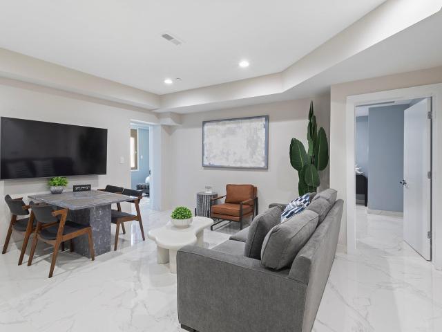 5311 Atlantic Ave
