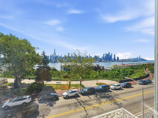 5311 Blvd East # 7