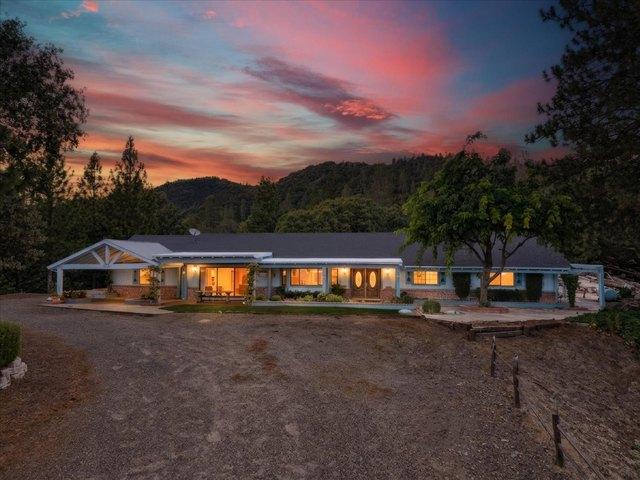 5311 Chowchilla Mtn Rd, Mariposa, CA 95338