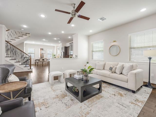 5311 Kiam St, Unit B, Houston, TX 77007 | Compass