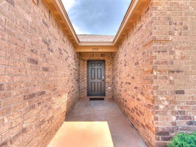 5312 Nicole Drive